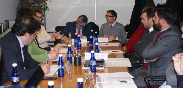 "La Administración debe favorecer la transmisión de empresas ...