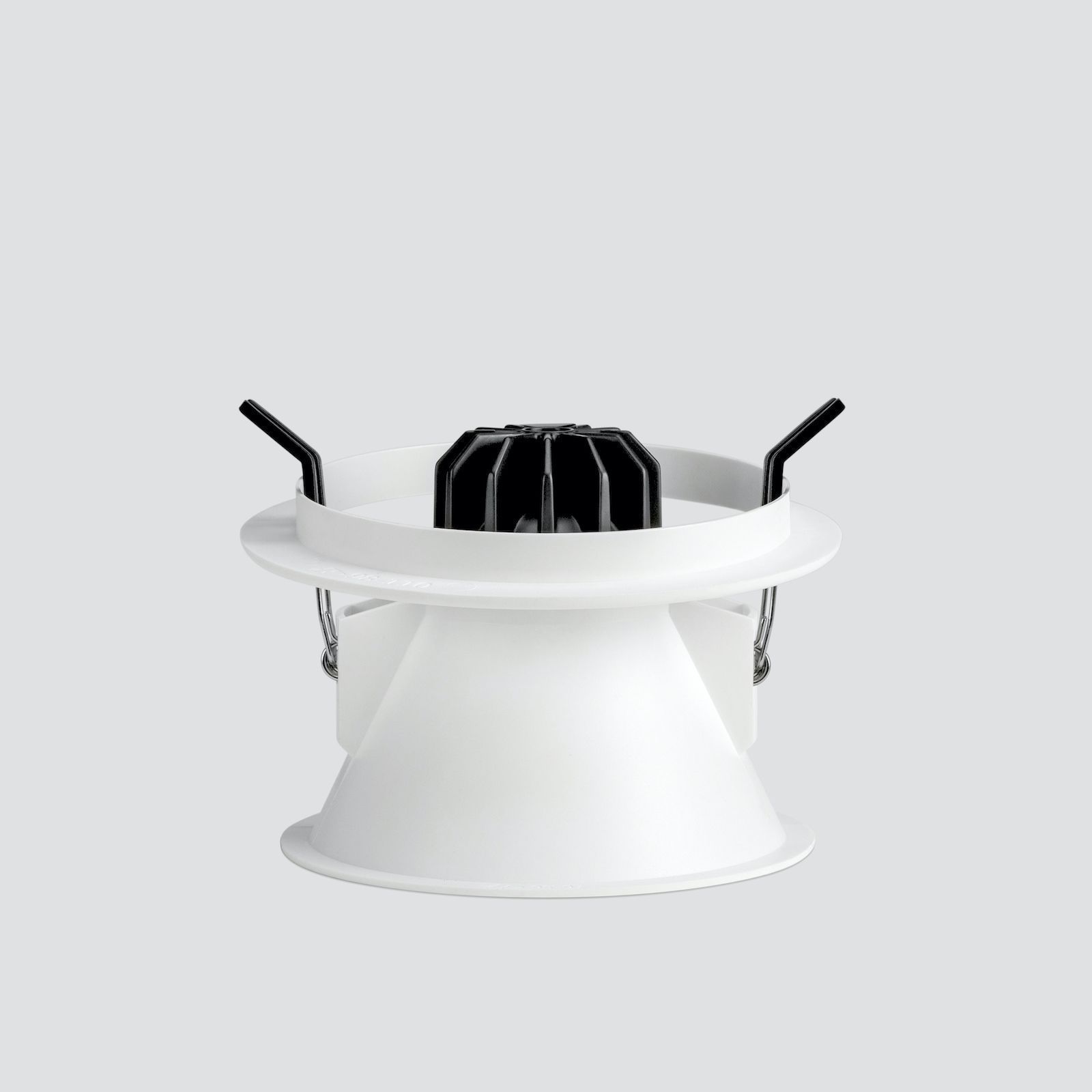 Leds C4 presenta Lite, colección de downlights, de diseño compacto y ...